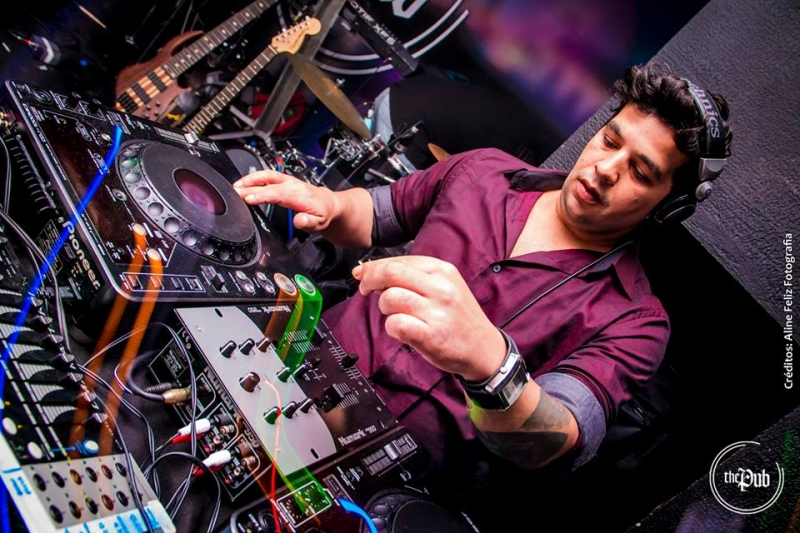 Dj Rod - DJ Eletrônico Curitiba PR | Gigz
